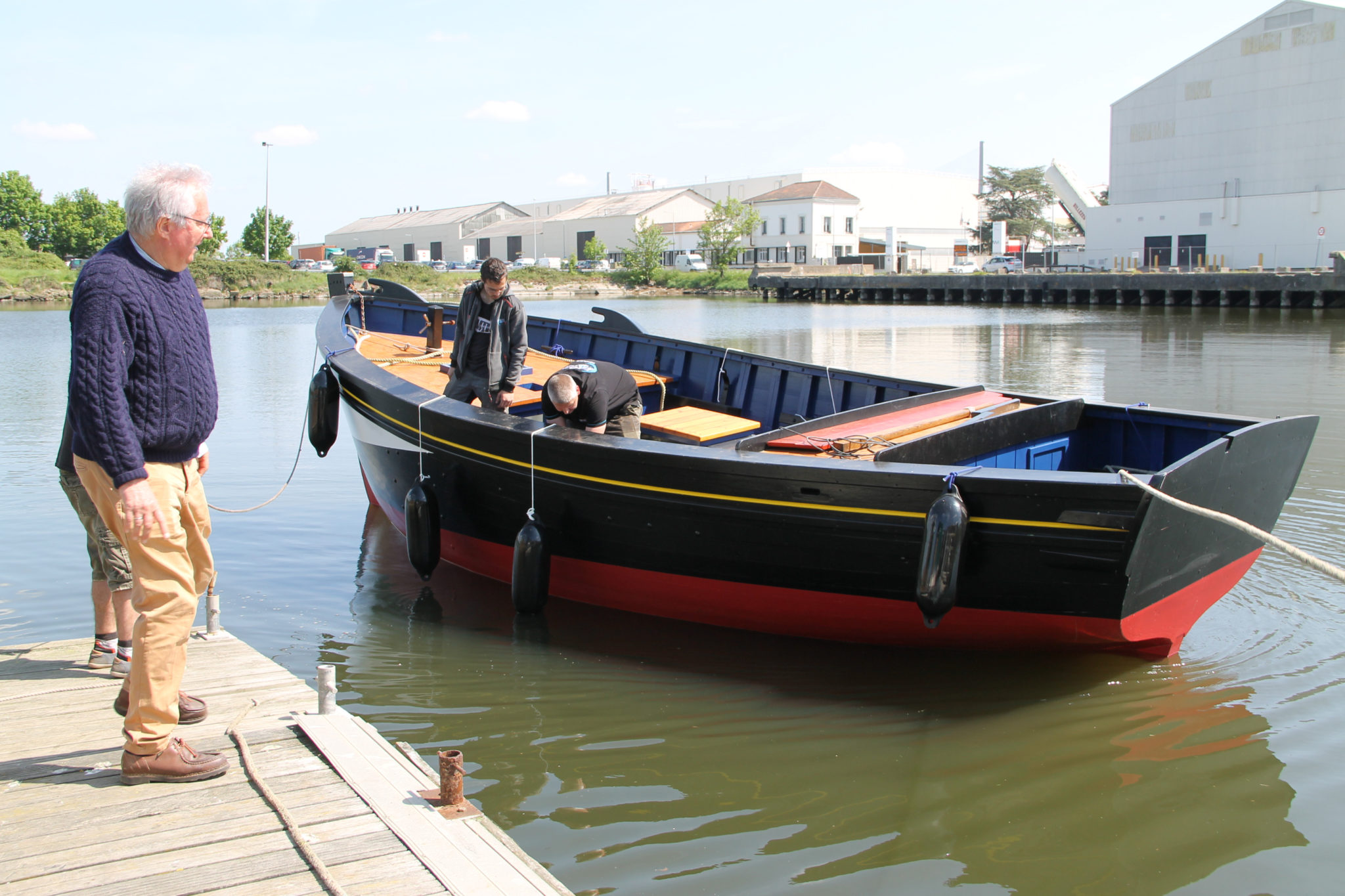Première (re)mise à l'eau pour la chaloupe crevettière Sainte ...