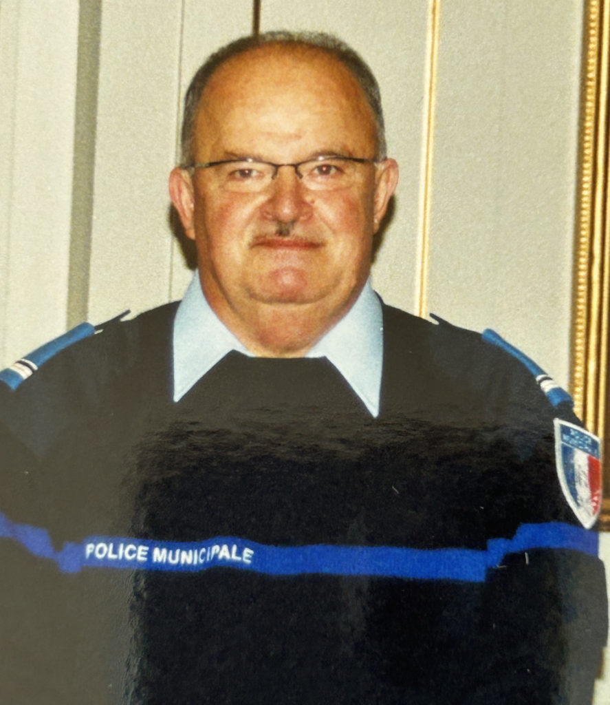 Hommage à Robert Levesque - Mairie de Honfleur Mairie de Honfleur